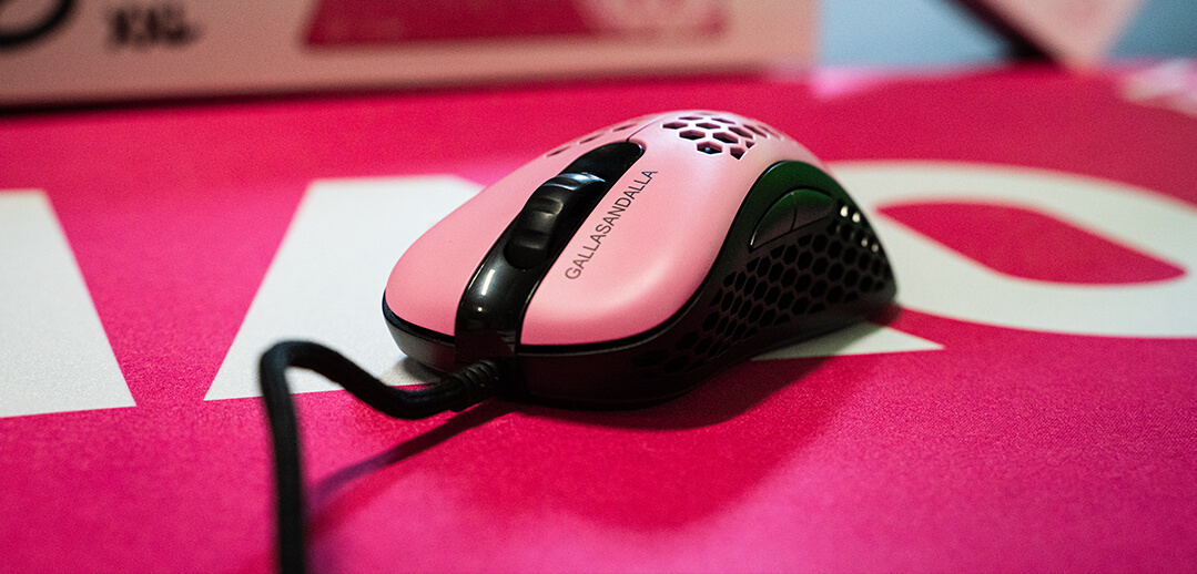 GALLASANDALLA x UVI Gaming Gear! - Get #1 PINK gaming gear now!
